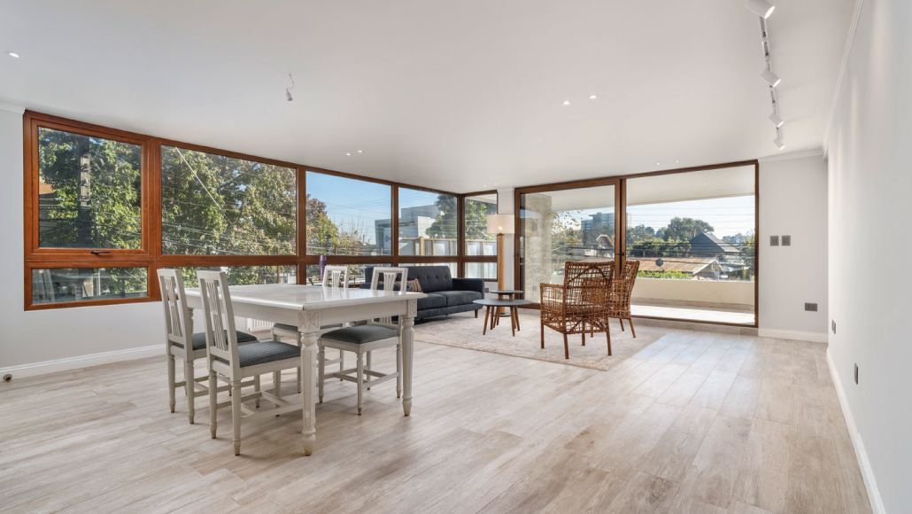 Country | AVB Inmobiliaria